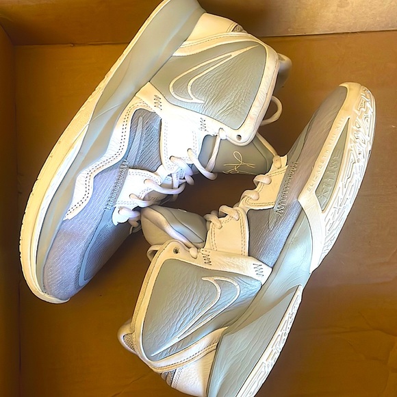 Nike | Shoes | Nike Kyrie Infinity Team Bran New | Poshmark